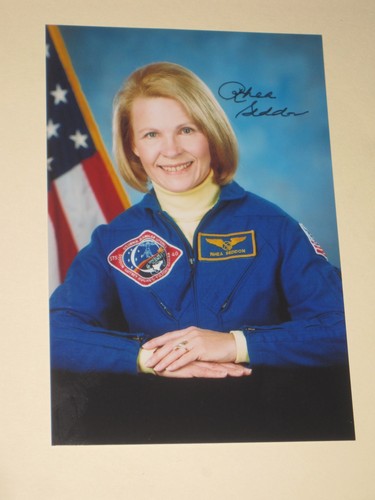 Astronaut MARGARET RHEA SEDDON Signed 4x6 Photo NASA AUTOGRAPH | eBay UK