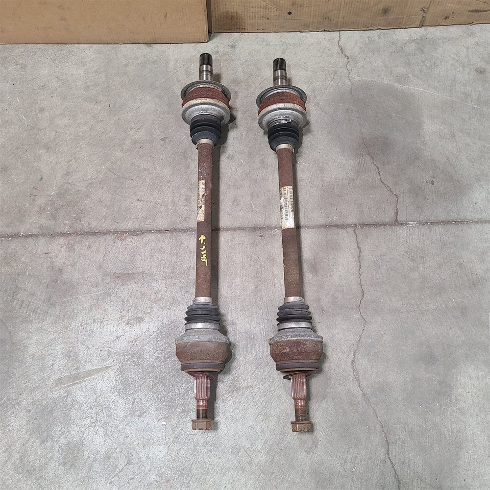 08-10 Dodge Challenger Srt8 Lh Rh Driver Passenger Rear Axles Axle Pair ...