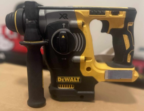 DEWALT DCH273 Li-Ion Battery Powered Rotary Hammer Drill (Tool Only ...