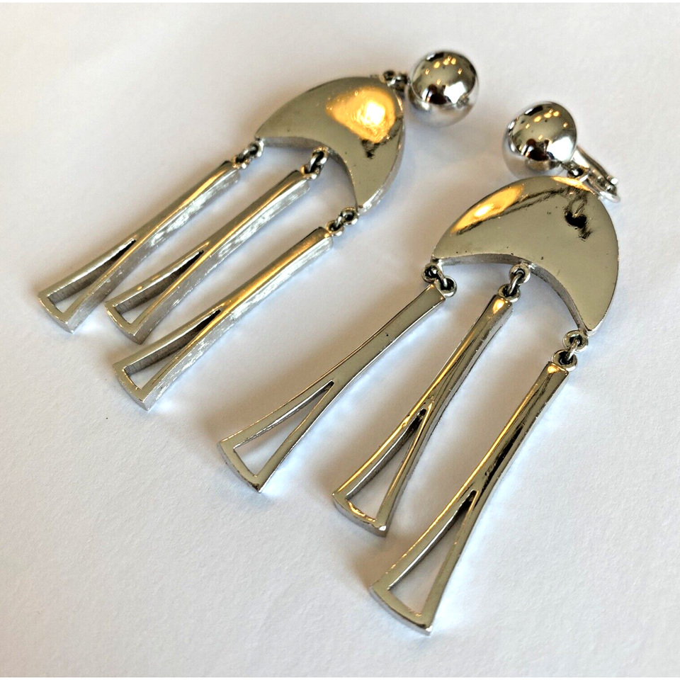 Silver Clip On Earrings Mod Fashion Jewelry Vintage 1960s Dangles ...
