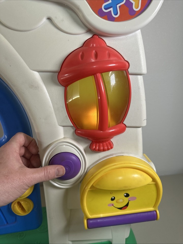 Vintage 2004 Fisher Price Laugh And Learn House - 2 Interactive Play ...