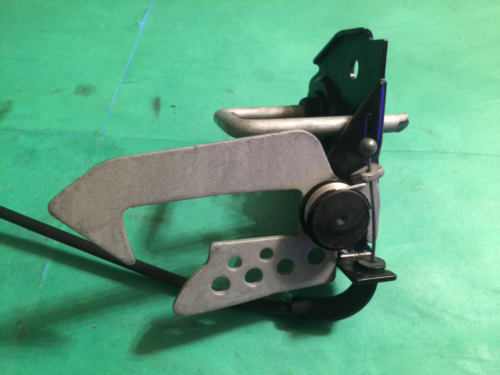 2010-18 BMW Upper Hood Latch RH OEM 51237183764 | eBay