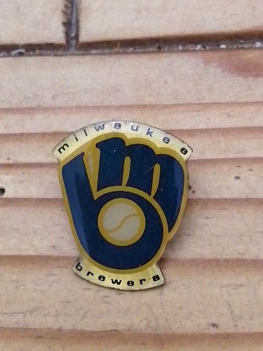 Pin's Pins Pin Enamel( Sport ÉQUIPE Franchise Baseball USA"Milwaukee ...