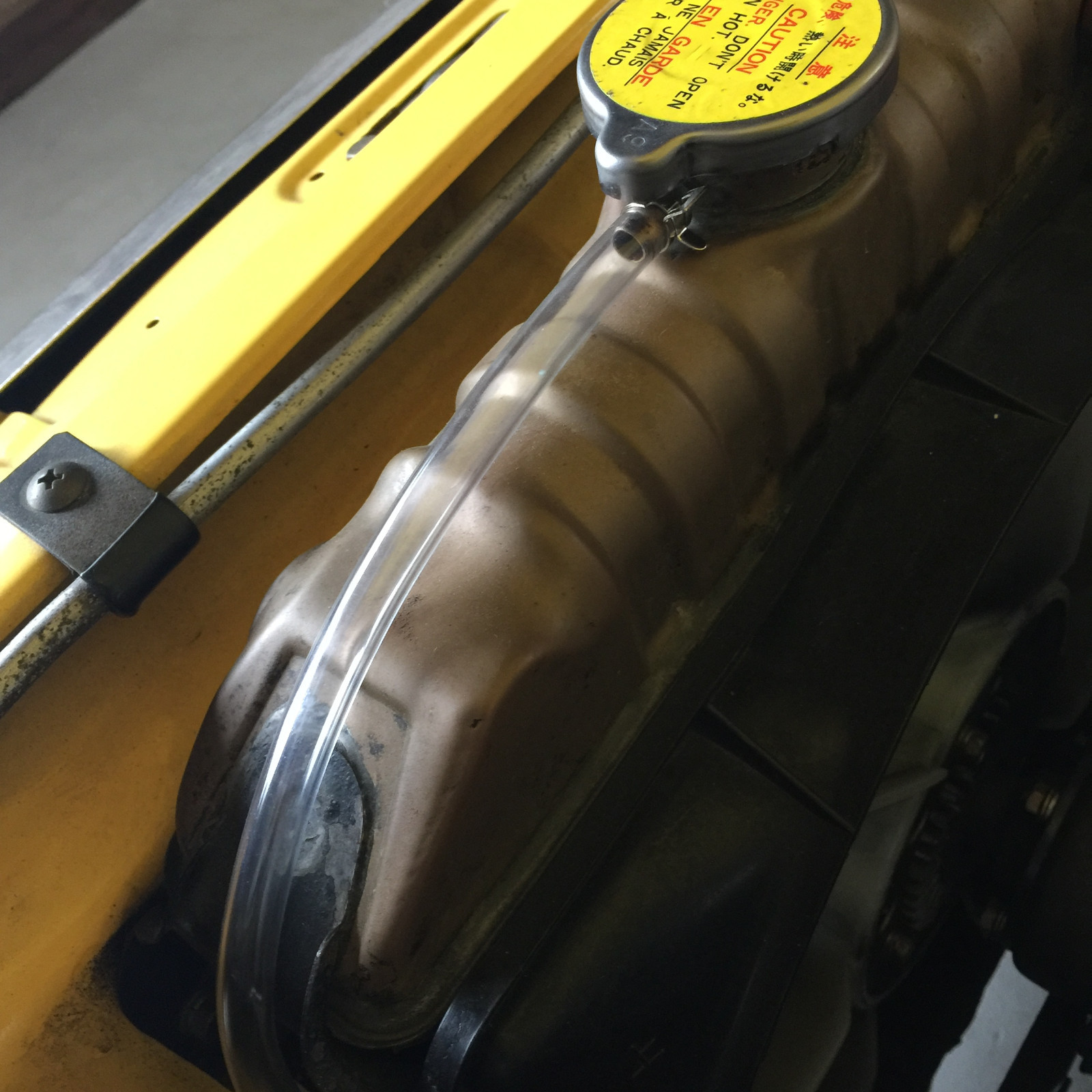 DATSUN Clear Radiator Overflow Tube ID-8mm OD-10mm L-1M (For NISSAN B10 ...