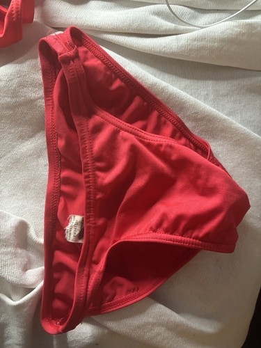 French String Muscle Poser Red M HOM | eBay