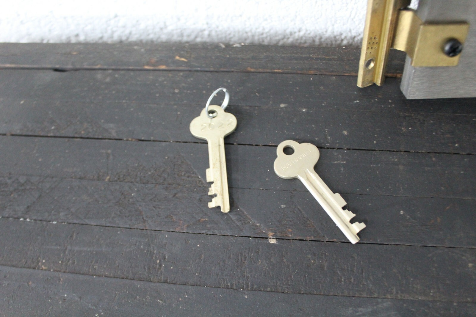 VINTAGE DIEBOLD SAFE DEPOSIT BOX LOCK W/ KEY & HINGE SAFETY DOOR- LARGE ...