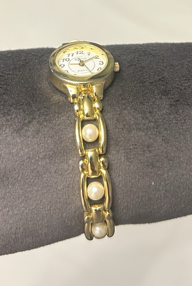 Victoria Rhein Quartz Women’s Watch Gold Colored With Pearl Like ...