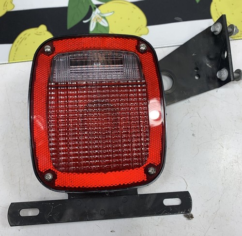 Genuine Ford F350-F650 Grote 5371 Tail Light Assembly 6C34-13404-AA W ...