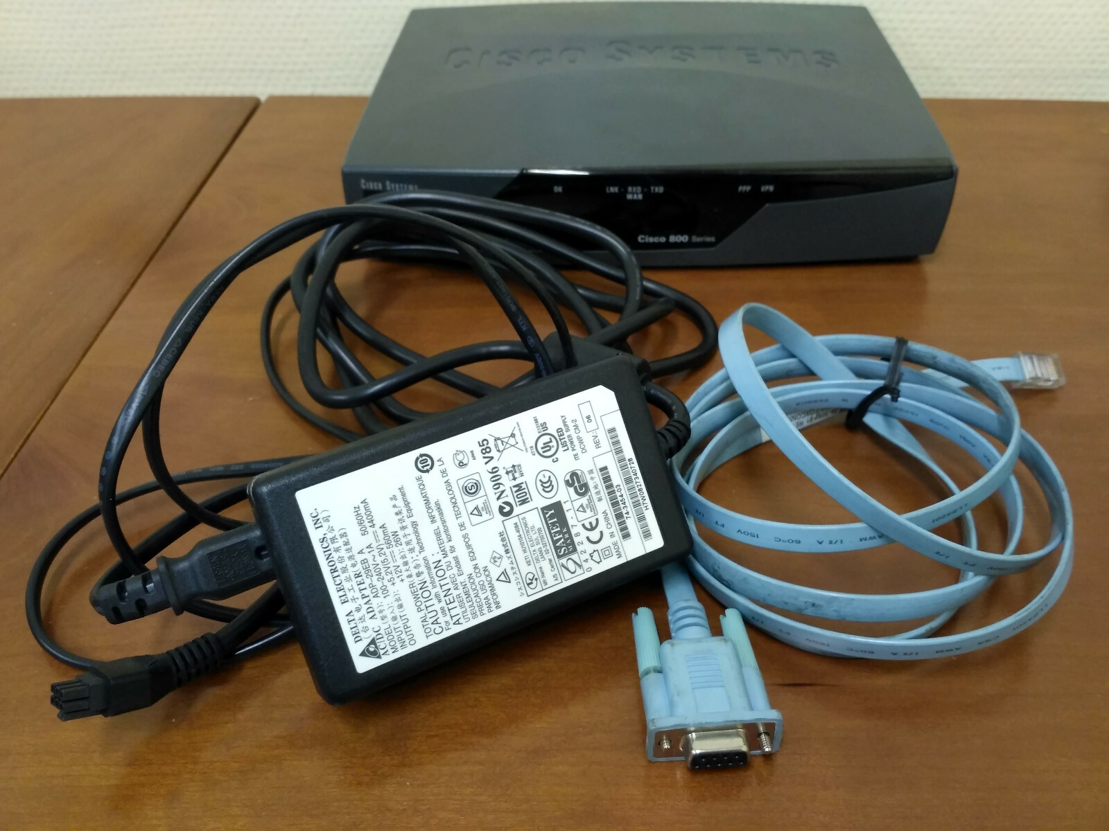 Router CISCO 871 V05, 870 Series con cables y fuente (with PSU & cables ...