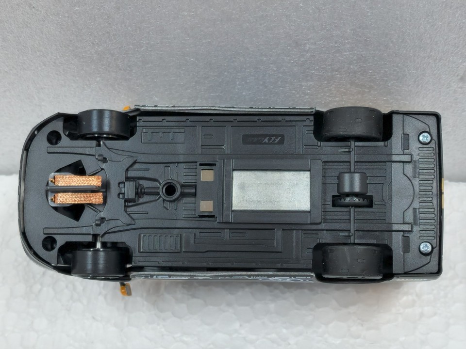 FLY VAN02 Ford Transit Van Estoril 2011, #26 1:32 Slot Car in Display ...