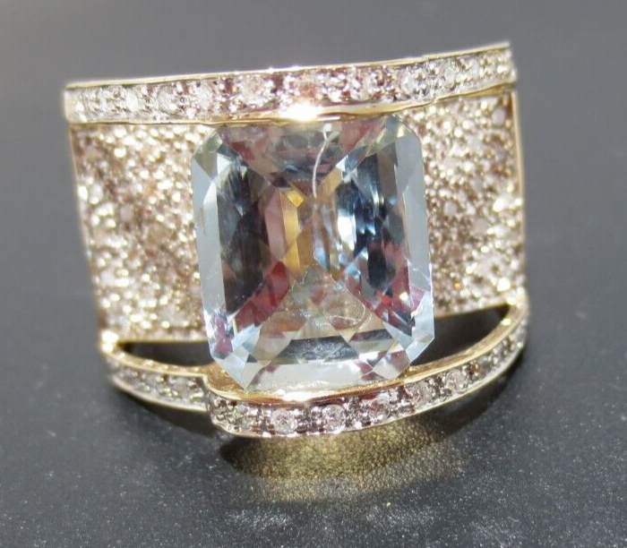 14K YG LADIES BLUE TOPAZ & DIAMOND RING SZ 11 11.47 grams (G130616-2 ...