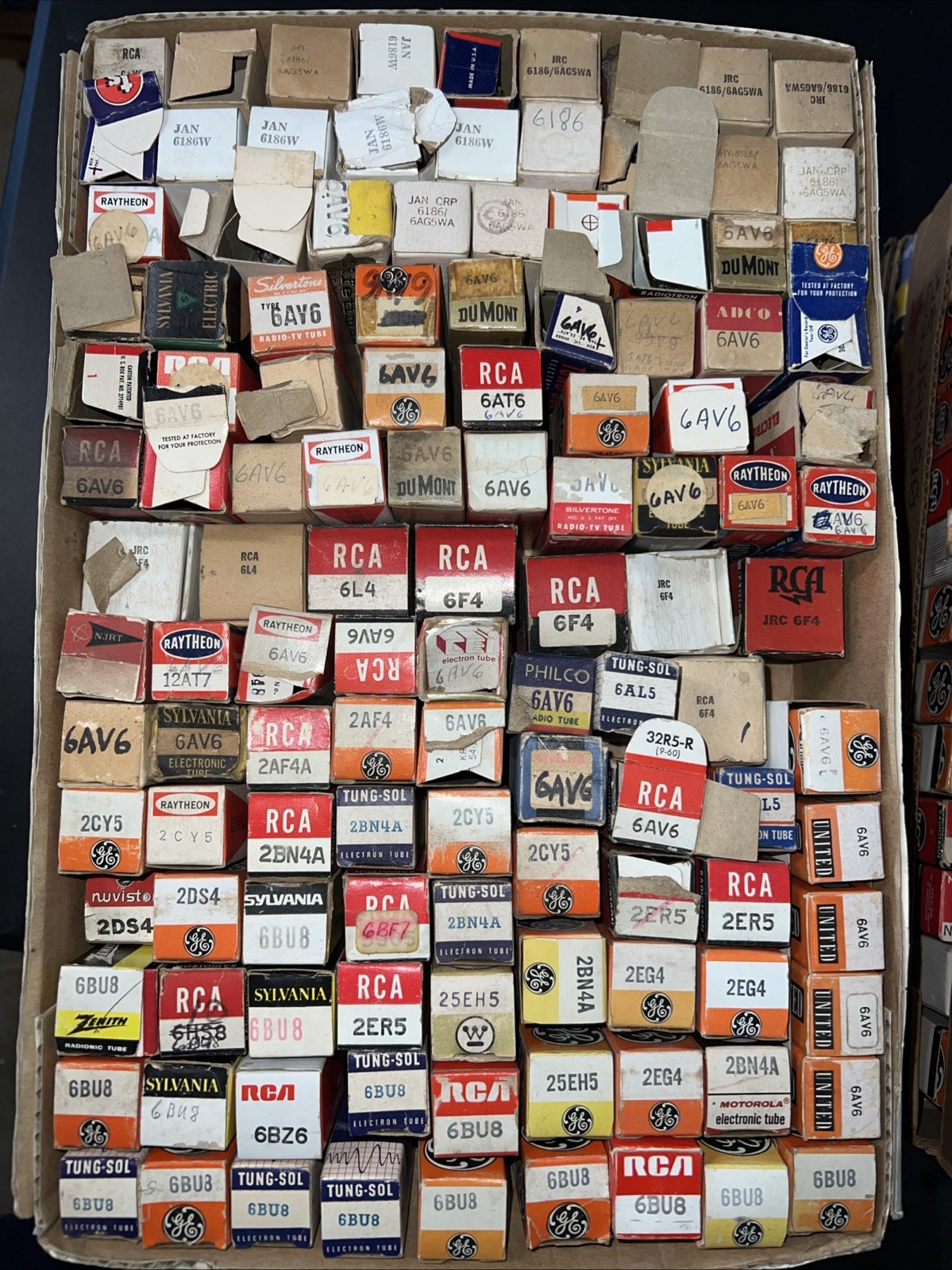 2109 Lot Of 6AV6 6F4 6AL5 2CY5 25EH5 2EG4 2BU8 6BZ6 2DS4 2AF4 Etc ...