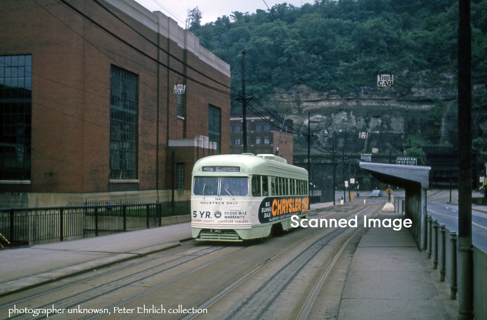 Digital Photograph: Pittsburgh PCC 1661 at P&LE Station, Line 42/38 IB ...