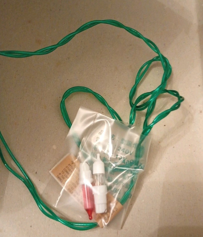 Vintage Christmas Tree Lights 20 Red Foil Flower, unused, orig box ...