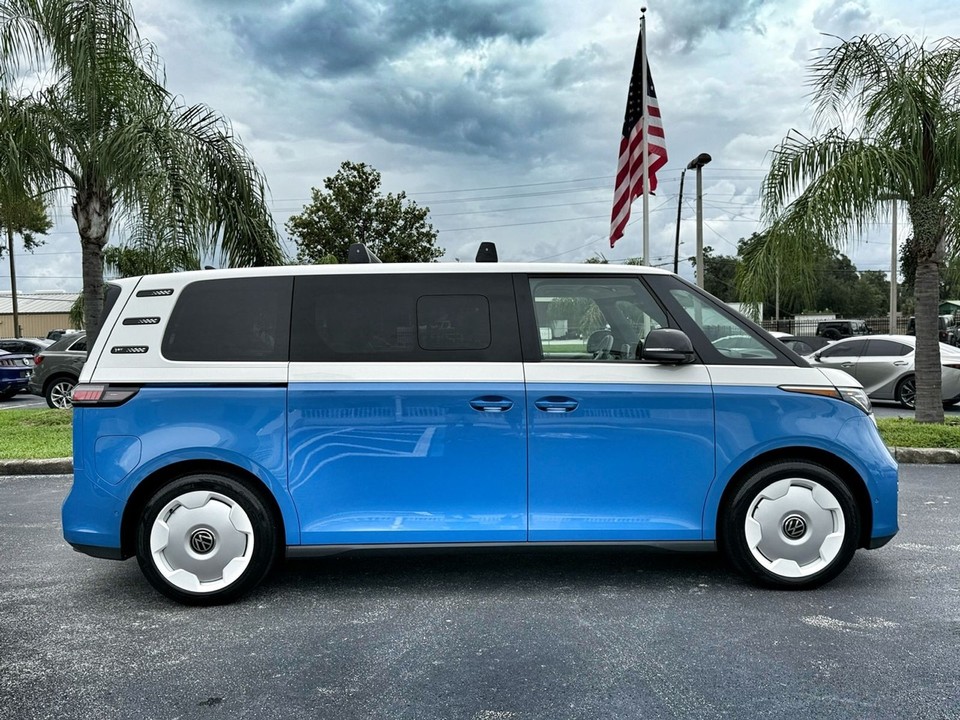 2025 Volkswagen ID. Buzz 1ST EDITION LOADED CARFAX CERT 1 OWNER ...