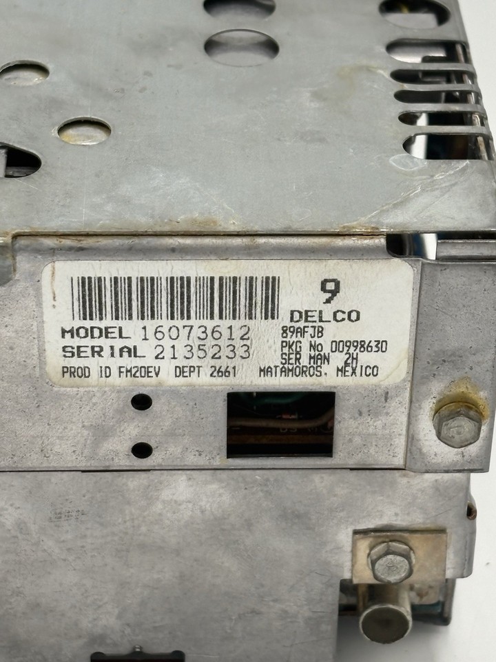 Factory Delco Stereo Radio AM FM Cassette 1990s 16073612 OEM Part - NOT ...