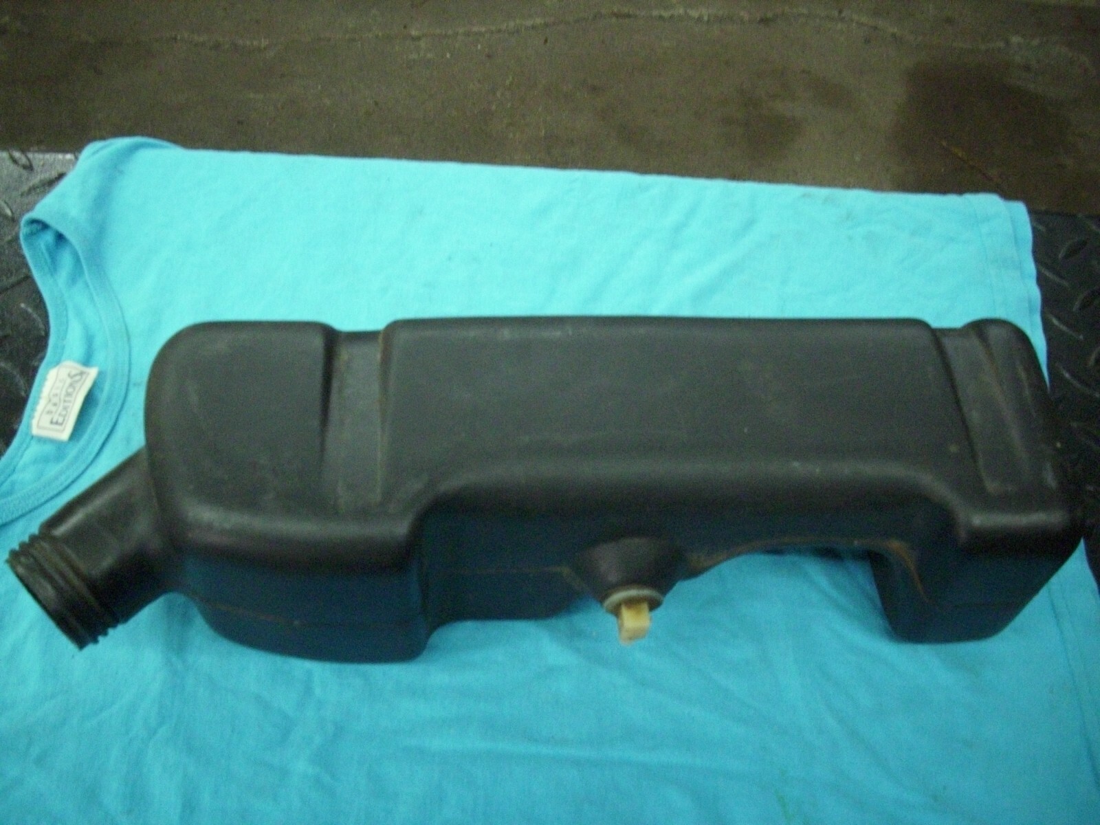 Toro Gas Tank for 8-25 Rear Engine Rider # 80-4580 for sale online | eBay