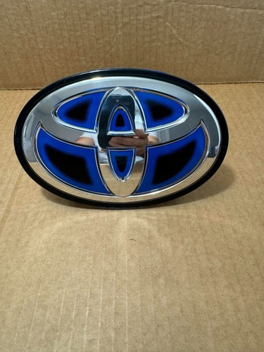 Toyota Prius Prime 2017-2022Front Grille Emblems Logo Radar OEM 53141 ...