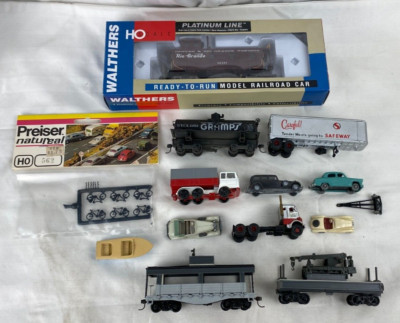 HO Scale Assorted Lot Model Bikes Train Cars Safeway Semi Trailer ...