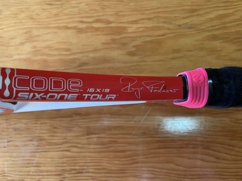 Wilson n Six. One Tour 90 Federer Limited Edition Racket 90" 342g Grip ...