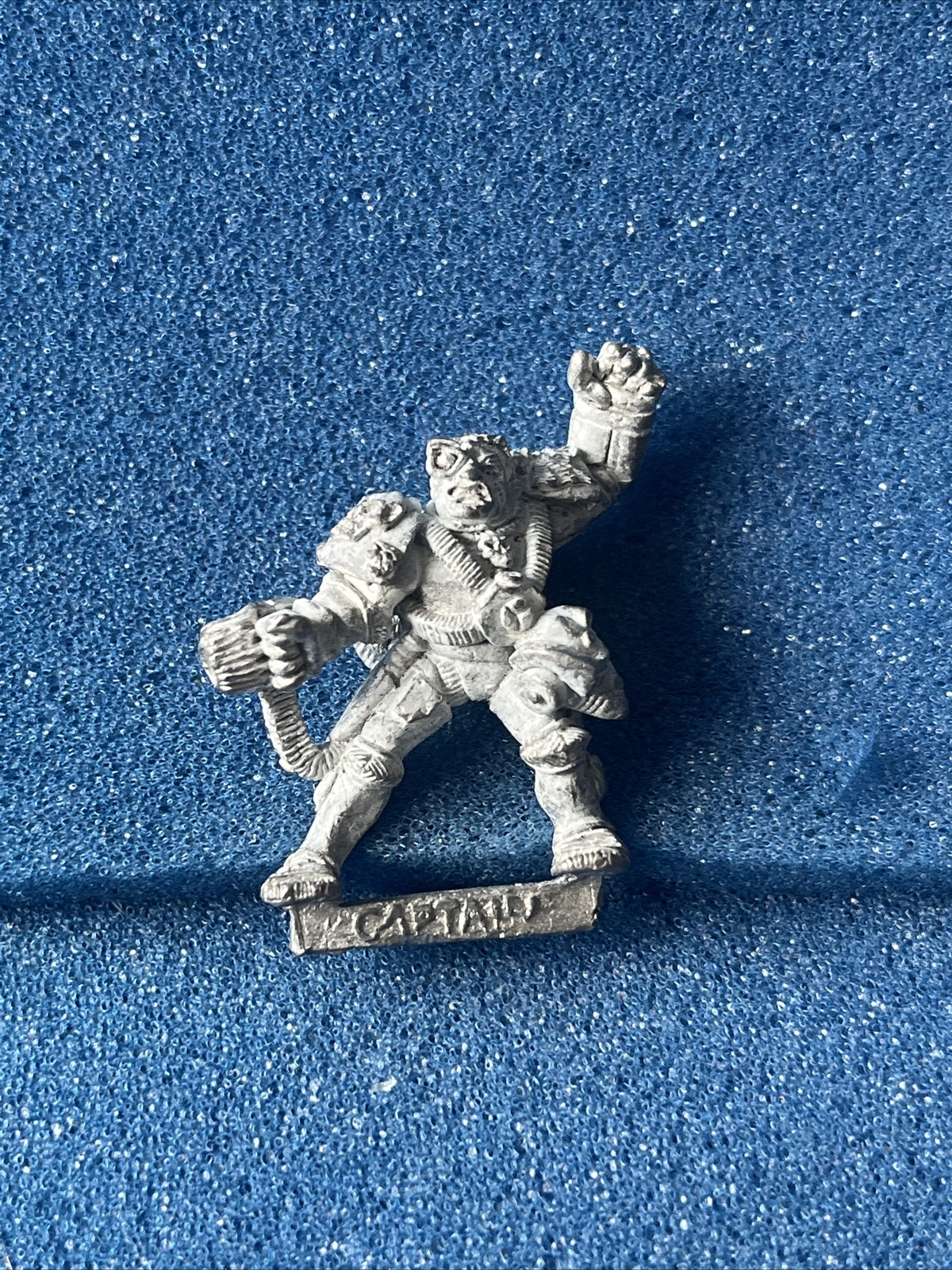 Space Marine Captain - 1985 - C100 - Metal Warhammer Miniature. | eBay