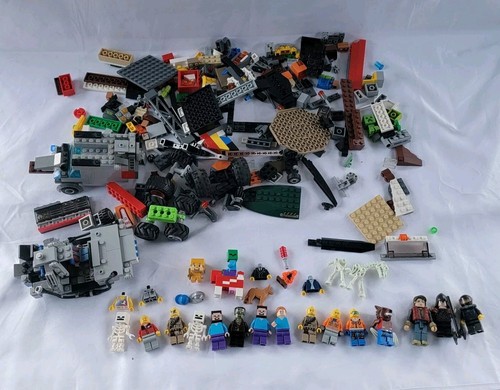 Legos Minifigures, Star Wars, Back to the Future,+ Minimates Mixed Lot ...