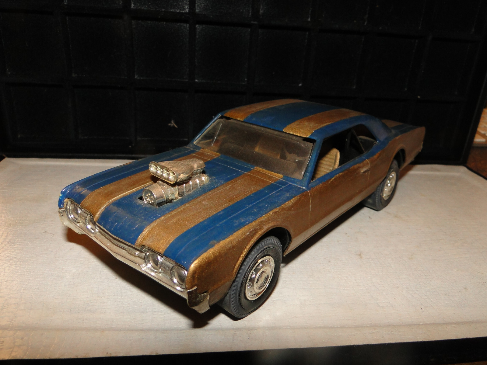 MONOGRAM HURST HAIRY OLDS FUNNY CAR MODEL KIT 1:24 SCALE BUILT KIT ...