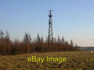 Photo 6x4 Newnham Hill Daventry Air Traffic Control Mast. Hill is over ...