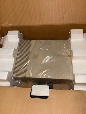 Vintage Commodore 64 Single Drive Floppy Disk Computer VIC 1541C in Box ...