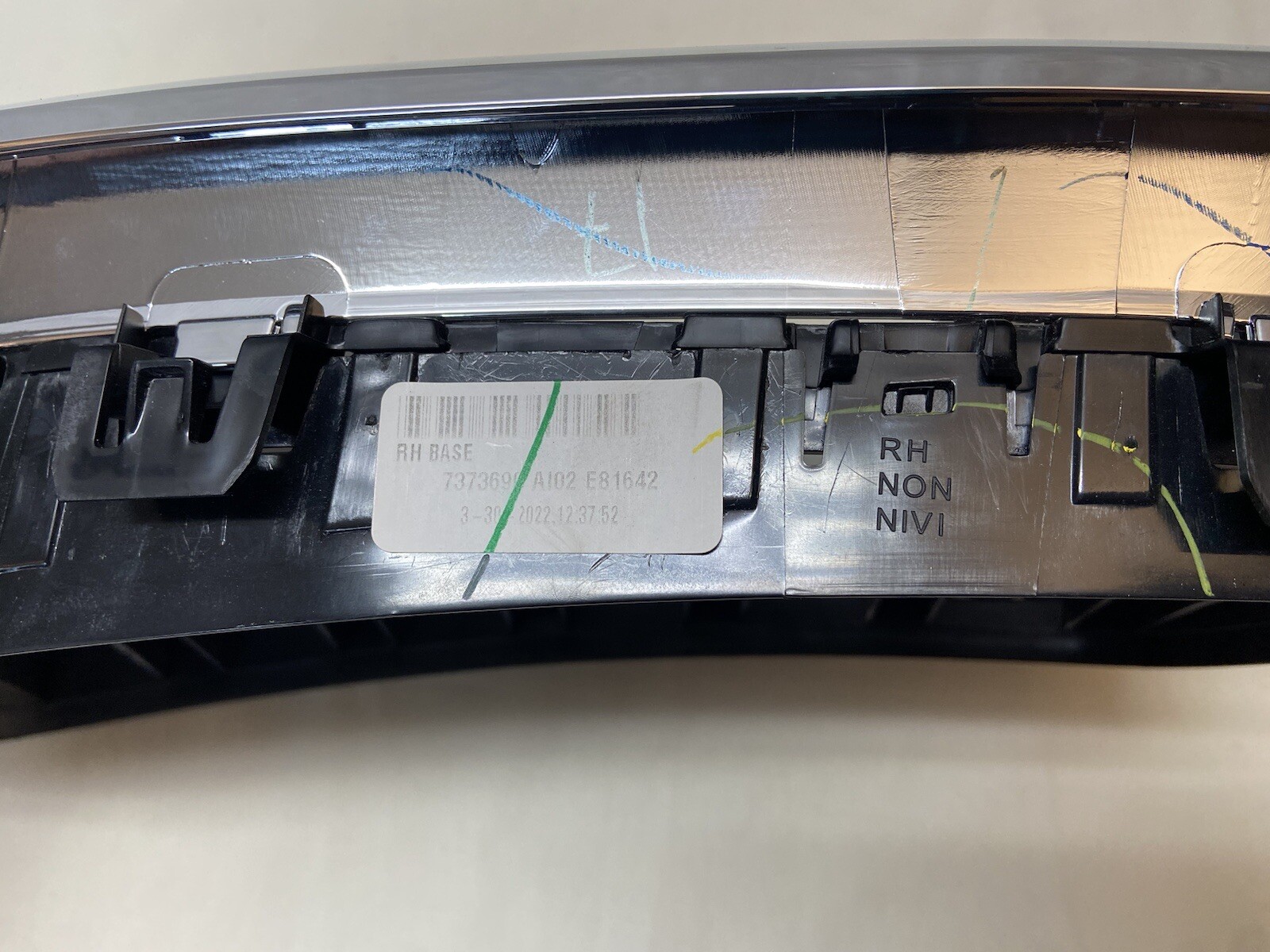 OEM 2014 2015 BMW X6 F16 Right Front Chrome and Black Kidney Grille ...