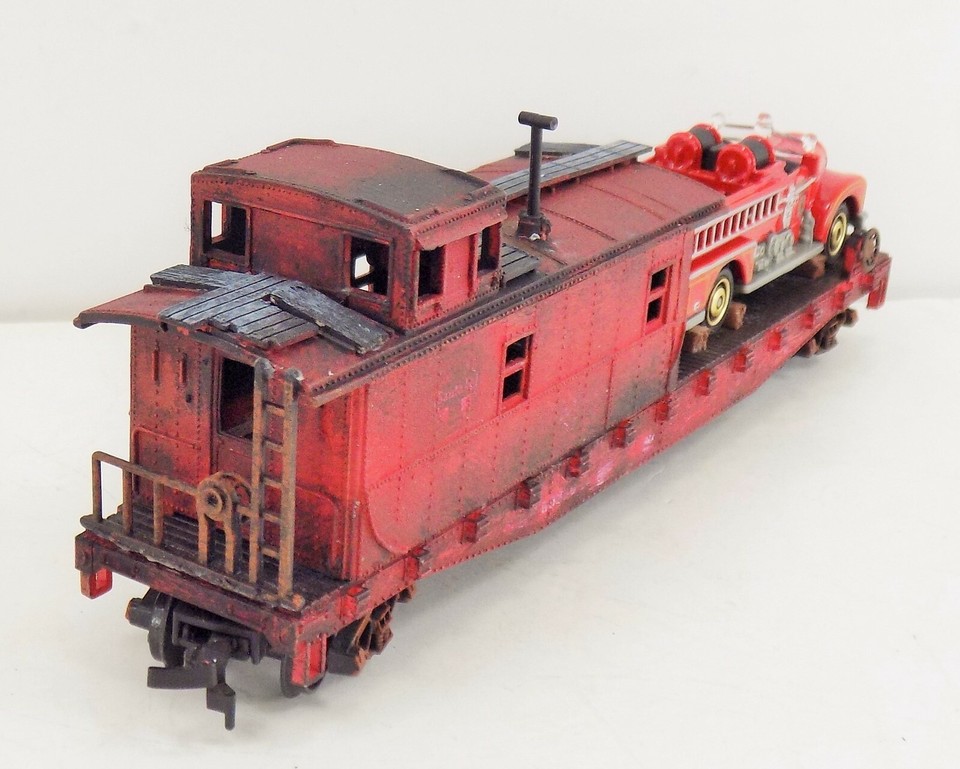 HO FLATCAR CABOOSE WORK CAR RED FIRE ENGINE CUSTOM LOAD COLLECTIBLE ...