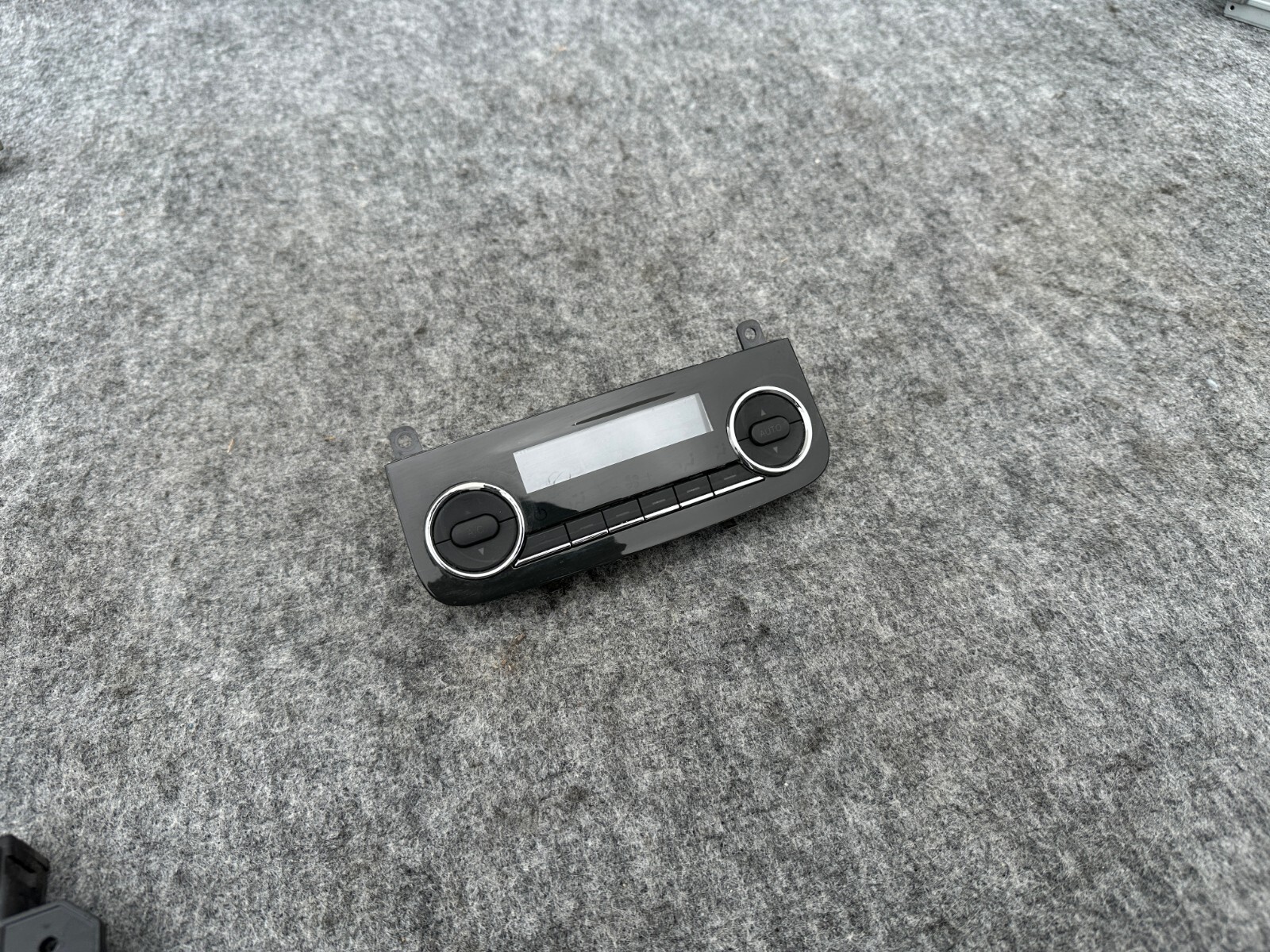 REAR CENTER CONSOLE AC CLIMATE CONTROL PANEL OEM 13-20 MASERATI ...