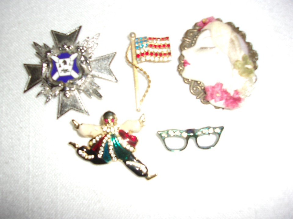 Vintage Rhinestone 16PC Brooch Lot Coro Flowers Key Cat Butterfly | eBay