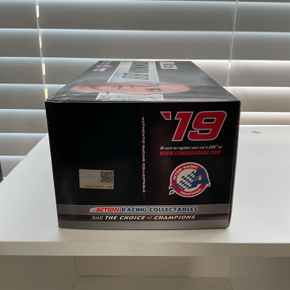 2019 Alex Bowman 88 Llumar Window Film 1/24 Lionel Nascar Diecast 1/ ...