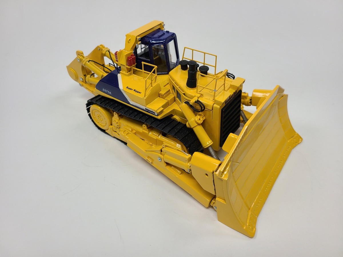 Komatsu Super Dozer 5 Biggest Bulldozers In The World & Their Specs
