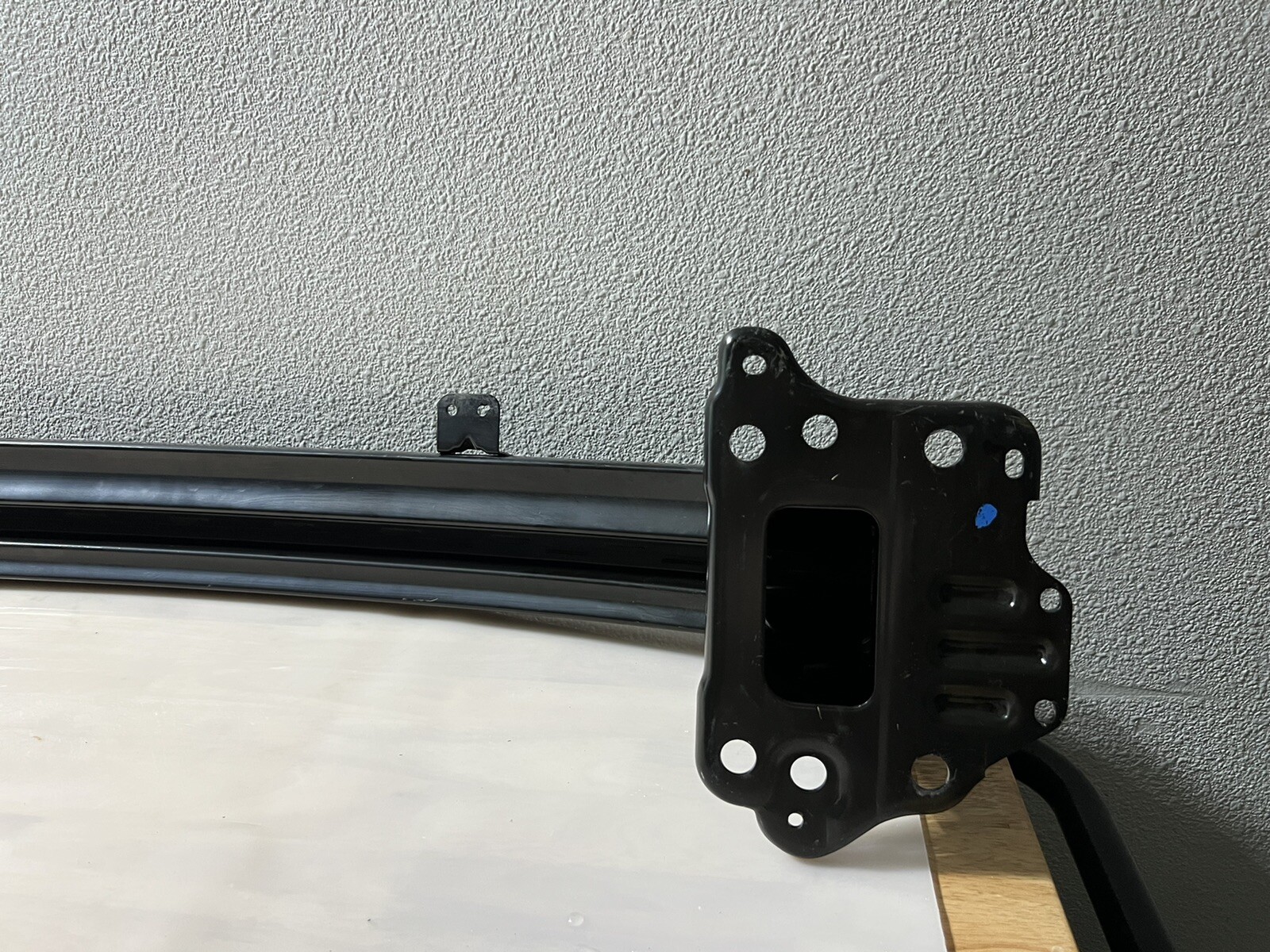 Hyundai Elantra 2017-2020 64900-F2110 Front Bumper Impact Bar ...