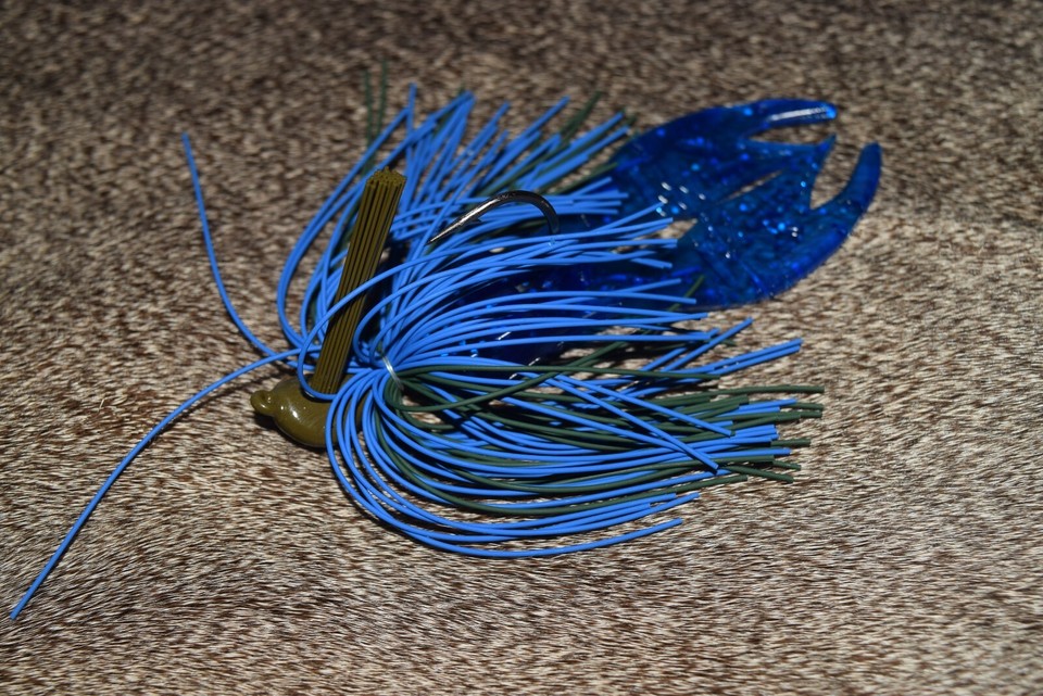 CUSTOM LIVING RUBBER BASS JIGS | eBay