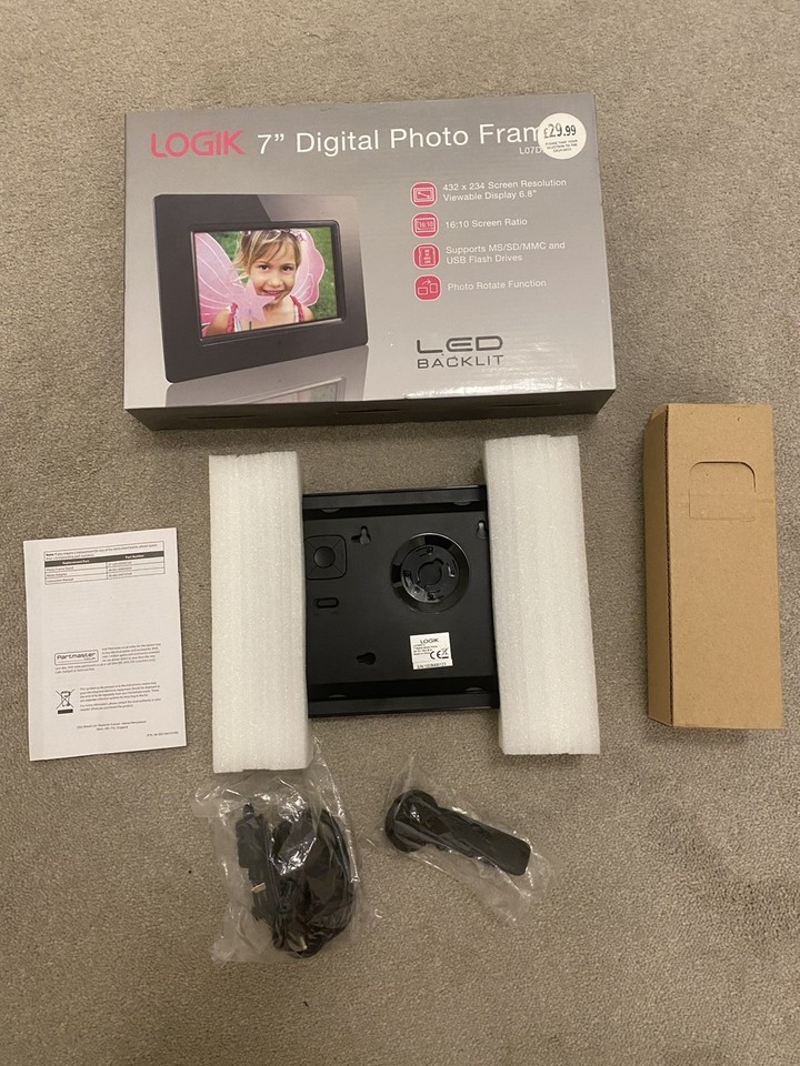 Logik 7" Digital Photo Frame - L07DPF10 | eBay UK