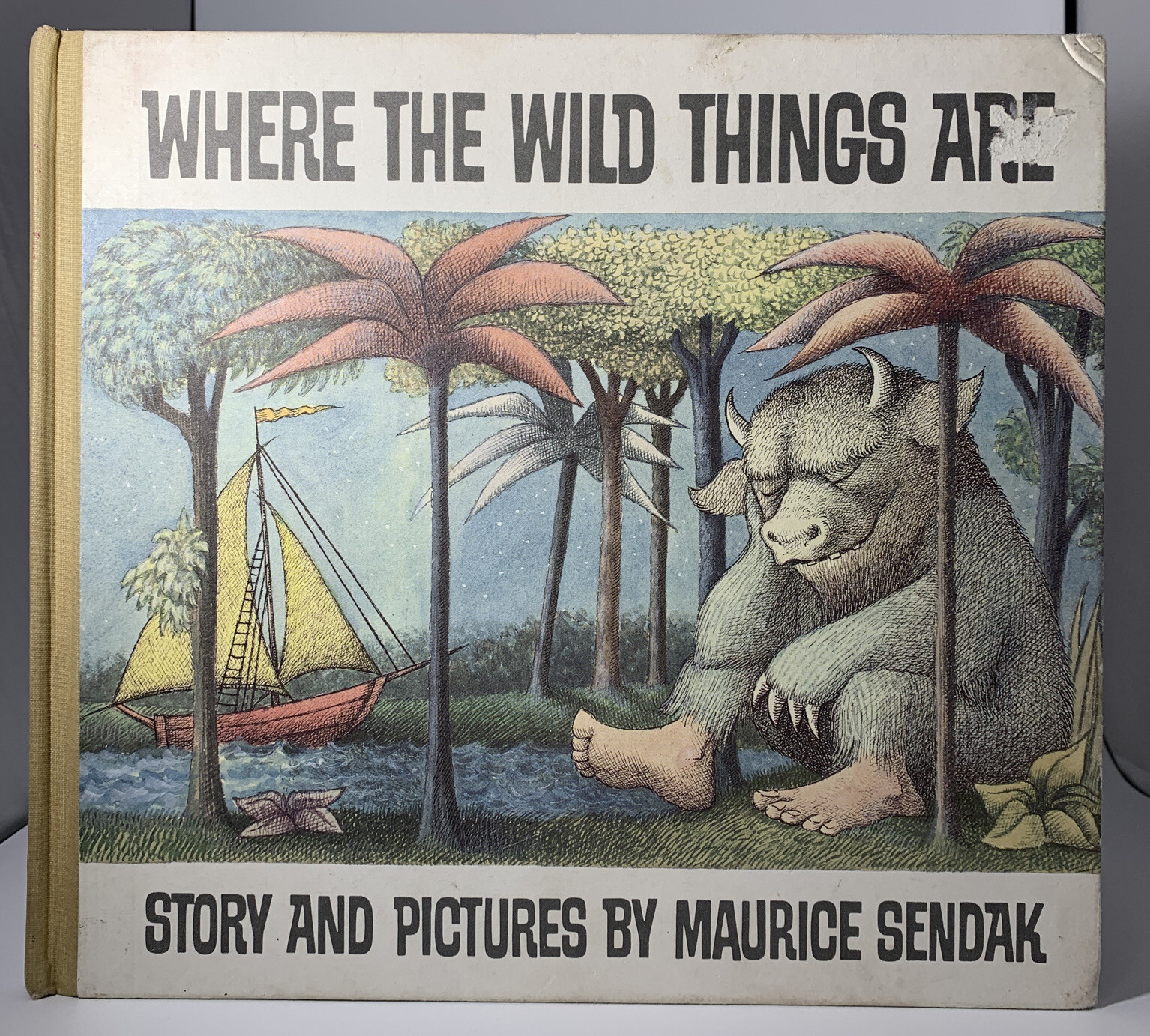 Where the Wild Things Are : A Caldecott Award Winner by Maurice Sendak ...