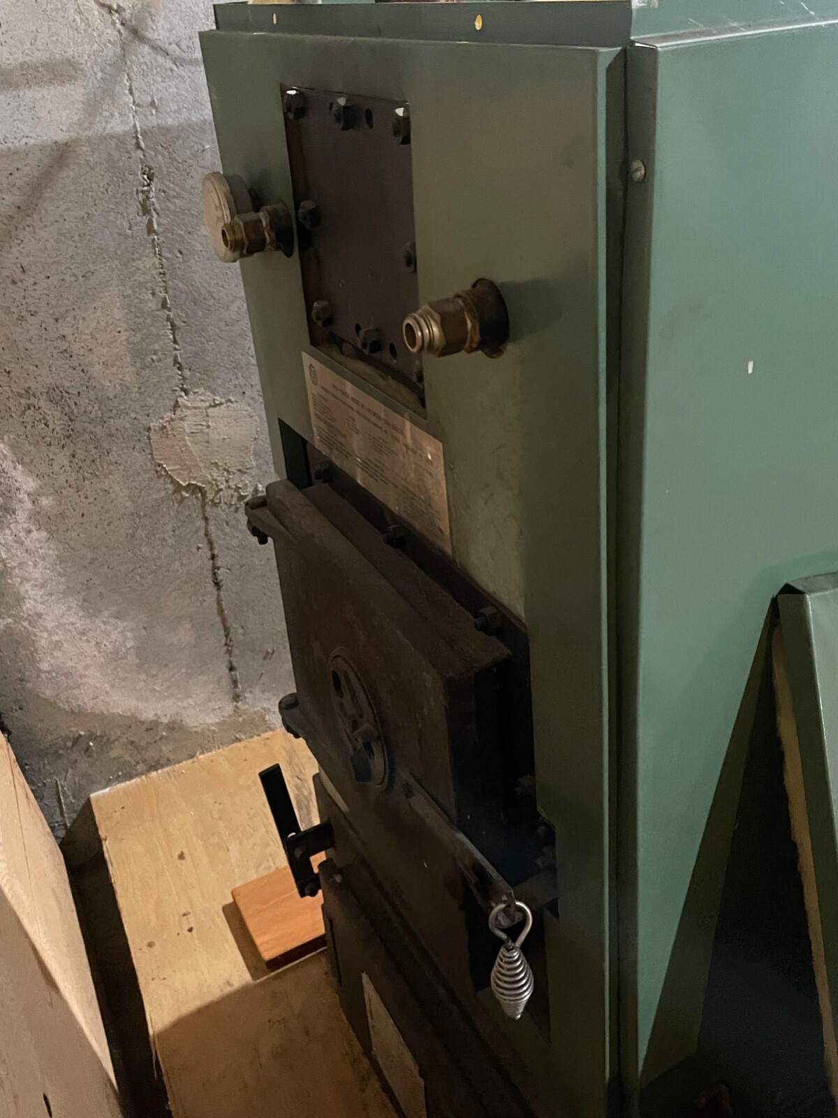 New Yorker CW 130 coal wood furnace | eBay