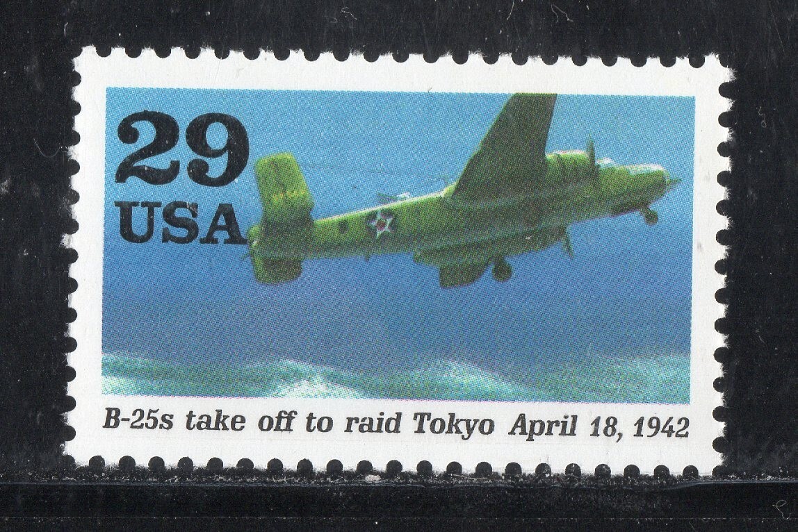 2697a * B-25s TAKE OFF TO RAID TOKYO APRIL 18 , 1942 * U.S. Postage ...