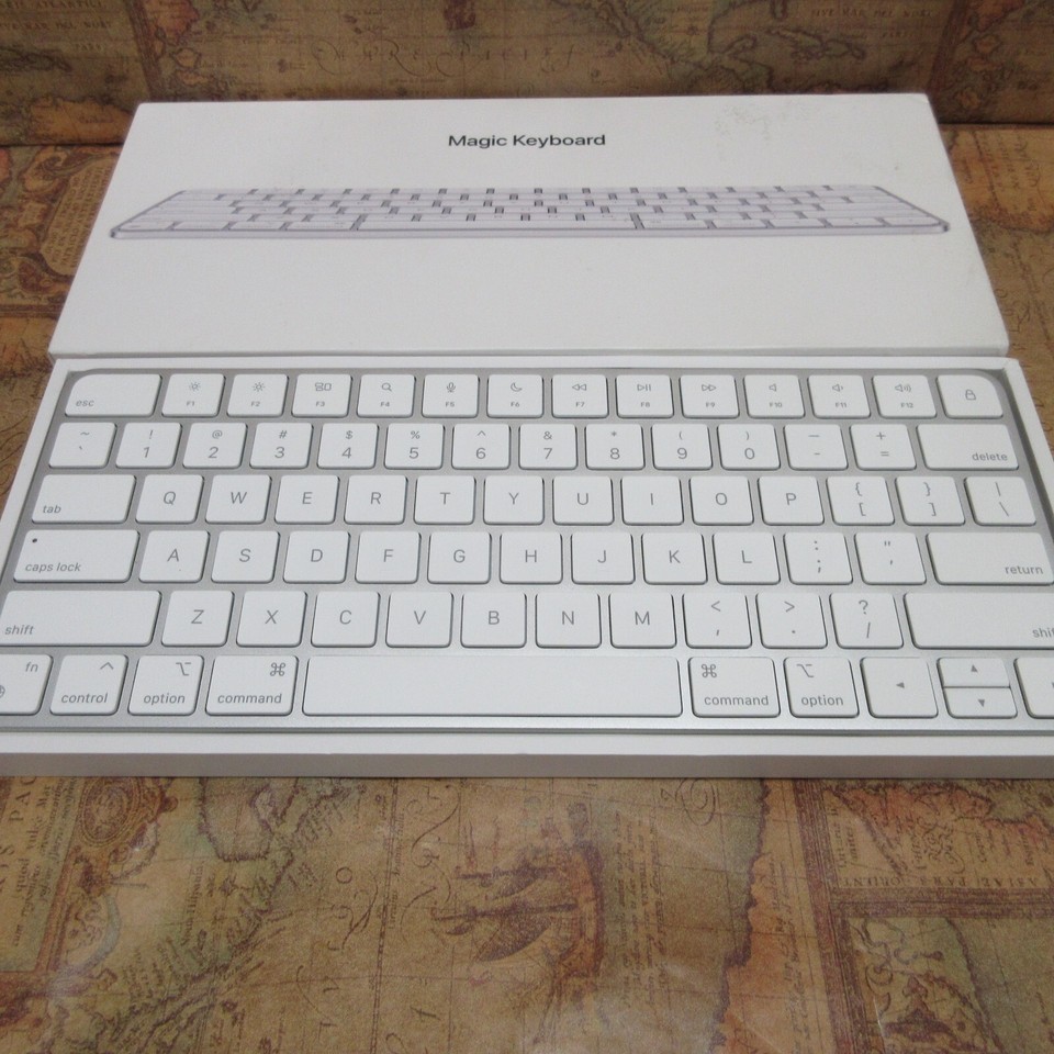 🍎Apple Magic Keyboard Wireless, Silver/White Keys | eBay