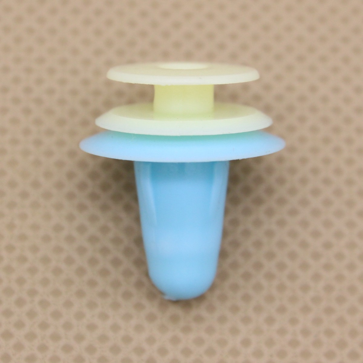 Door Trim Panel Clip Nylon Retainer For Toyota 6777101010 Mazda ...