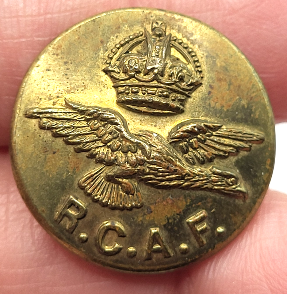 RCAF Royal Canadian Air Force Uniform Button Vintage Militaria London ...
