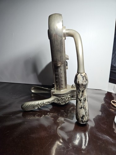 Rogar Champion 1897 Estate Wine Bottle Opener Counter Mount Corkscrew ...