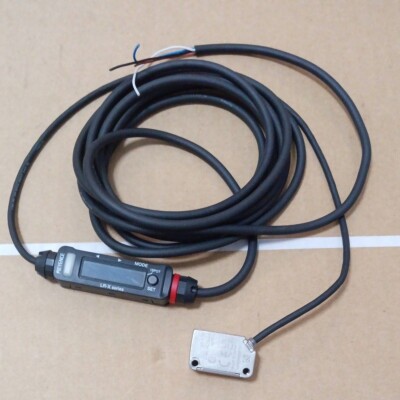KEYENCE LR-X100 Laser Sensor tested KEYENCE LRX100 Unused NEW | eBay