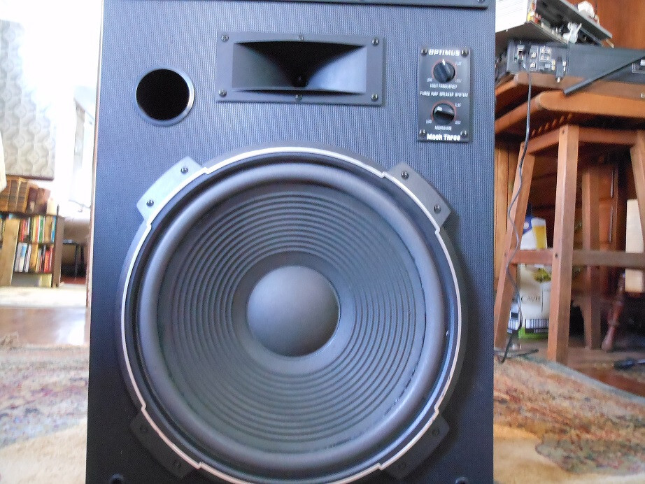 Vintage Realistic Optimus Mach 3 Speaker, new surround on woofer! | eBay