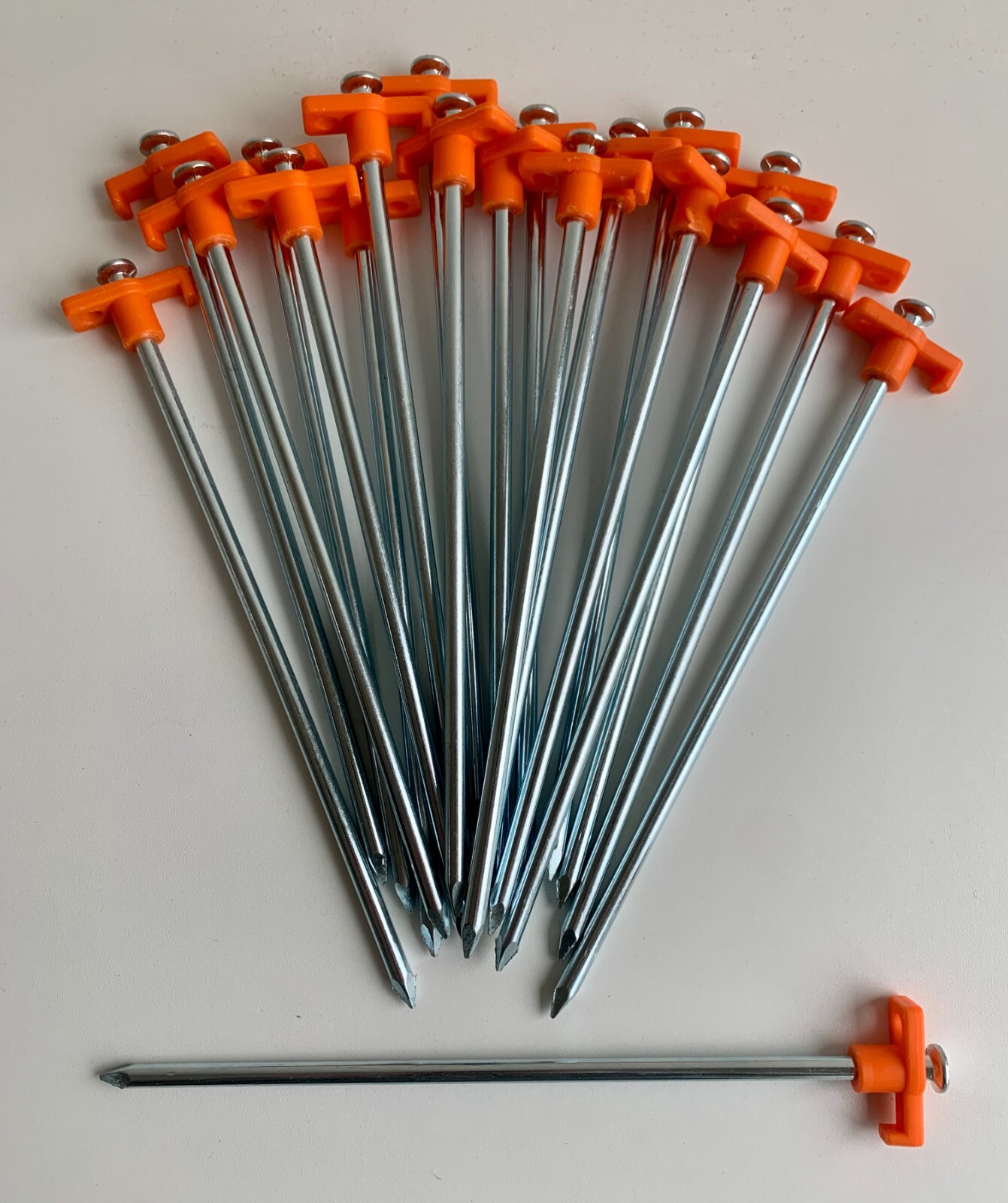 20 x Heavy Duty Hard Ground 25cm Rock Peg Hi Vis Hook Top Camping ...