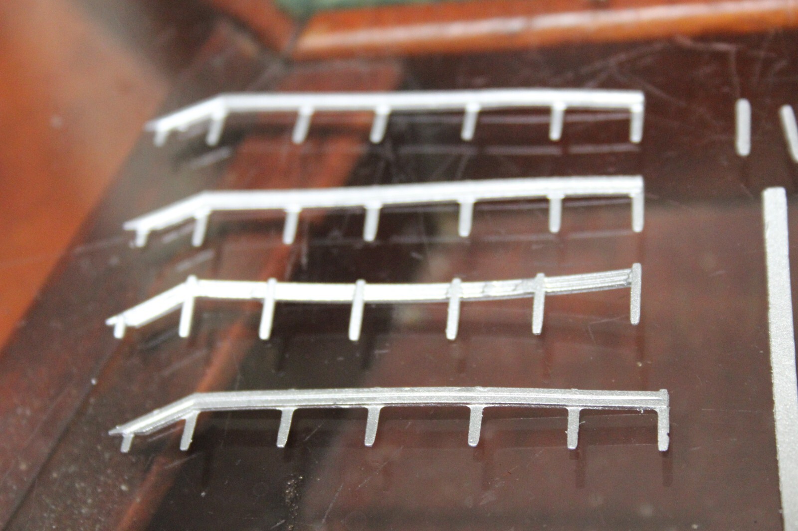 N Scale Lot Of 50 pc. Gray Guard Rails For Auto Roads RR Accessories | eBay