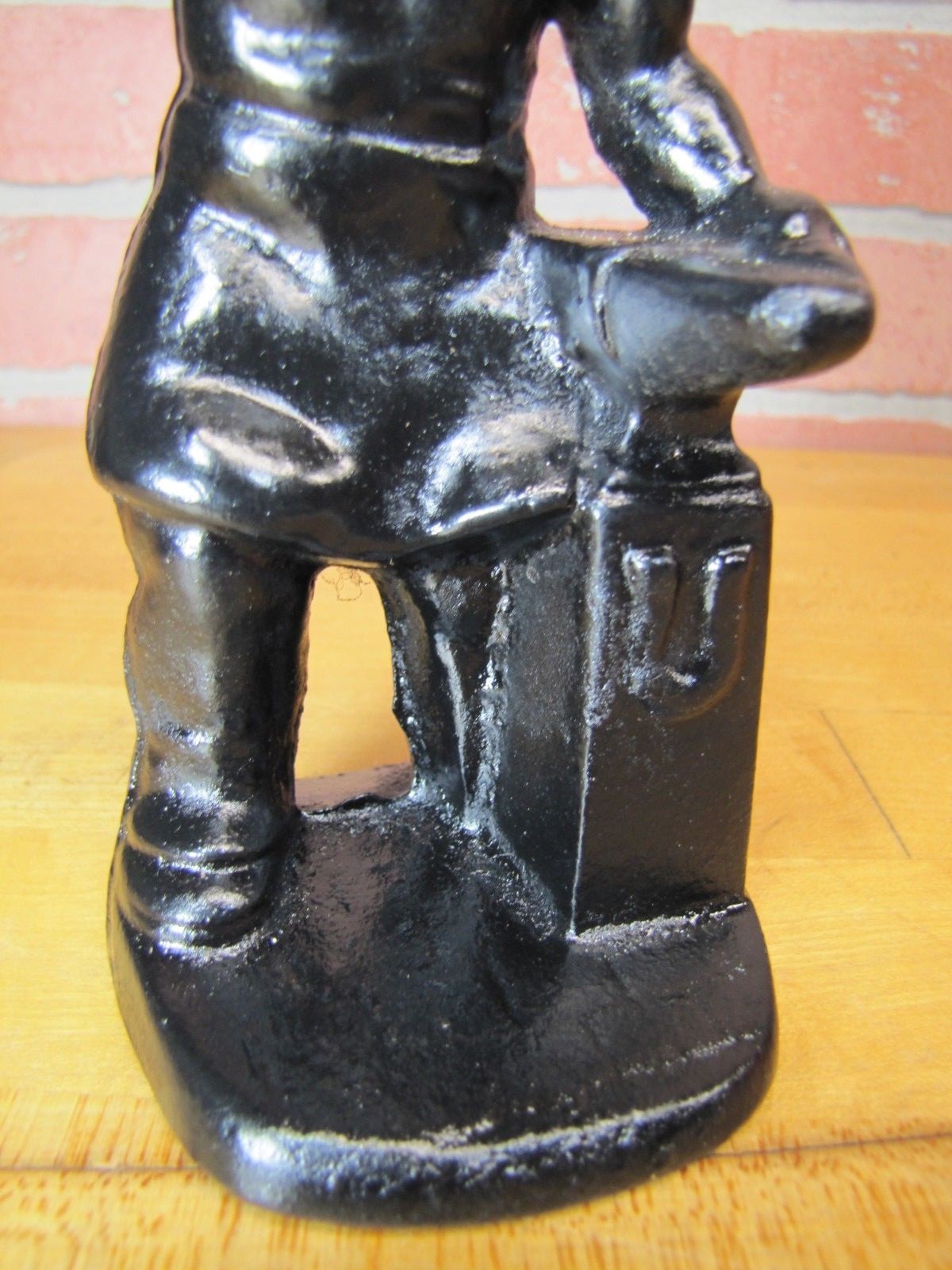 BLACKSMITH FOUNDRY IRON WORKER w ANVIL Antique Cast Iron Doorstop ...
